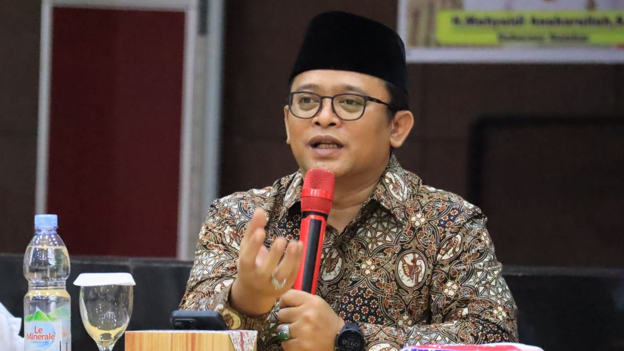 Stafsus Menag: Petugas Kloter Harus Jadi Sumber Informasi Jemaah Haji Stafsus Menag: Petugas Kloter Harus Jadi Sumber Informasi Jemaah Haji